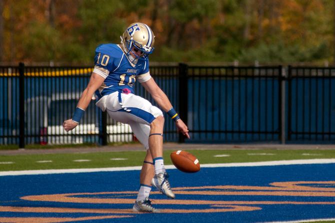 Football player voted to all-academic team - News - Hamilton College