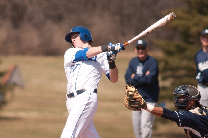 Baseball salvages split against SUNY Fredonia - News - Hamilton College