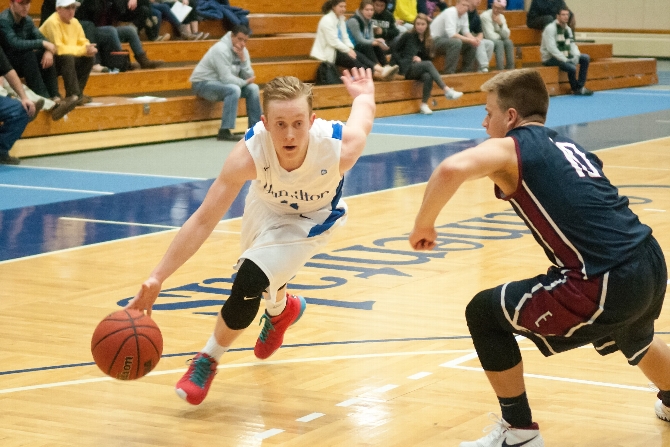 Continentals tripped up by No. 19 UW-Stevens Point - News - Hamilton ...