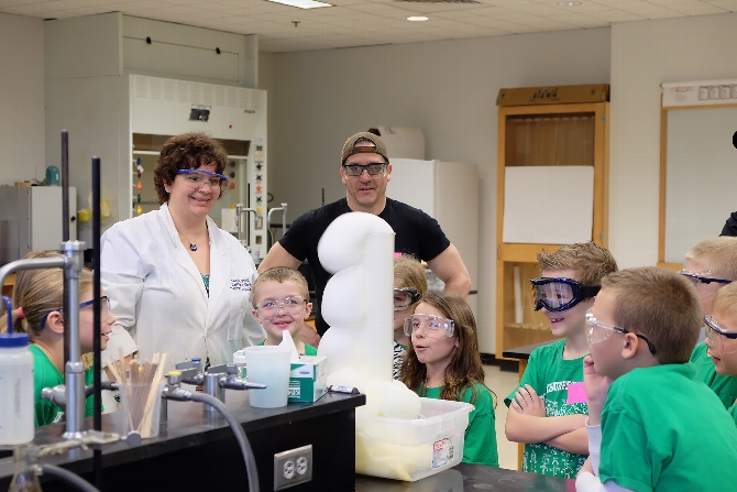 Time for Slime - News - Hamilton College