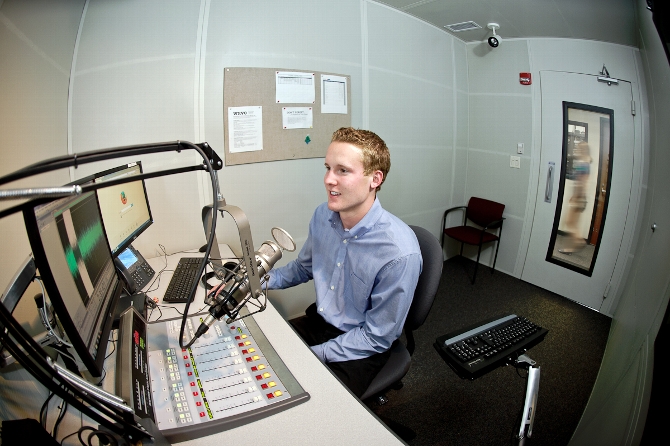 89.9 WRVO: Your Source for NPR News - News - Hamilton College